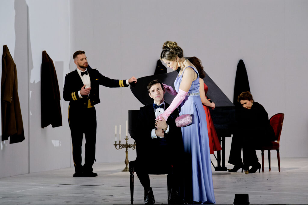ADÈS, The Exterminating Angel – Paris - Forum Opéra